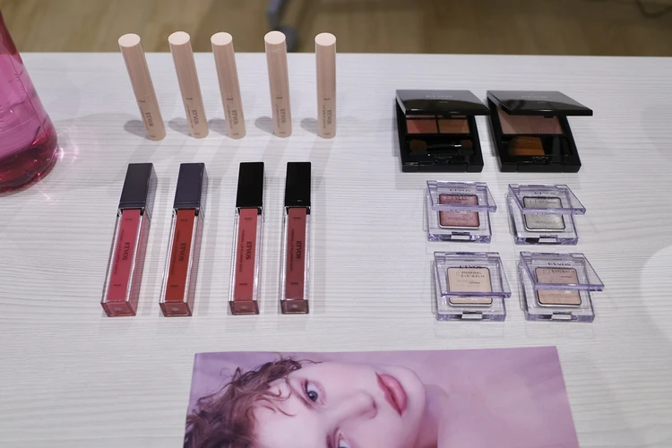 8/6発売！【ETVOS】2025AWコレクション全色レビュー｜＠BAILA