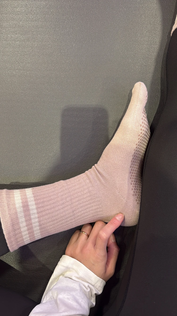 ピラティスの必須アイテムが【3COINS】で買える！｜＠BAILA