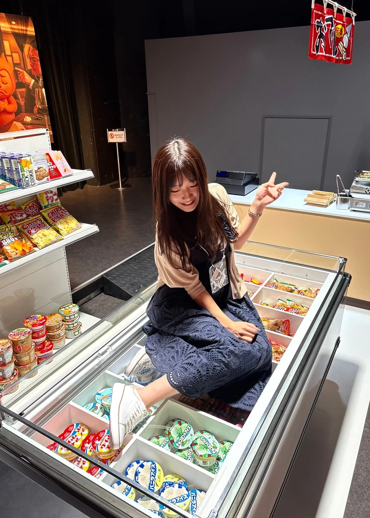 【SNSで話題沸騰】「炎上展」が池袋で開幕！“炎上”をアートで体感する非日常空間｜＠BAILA