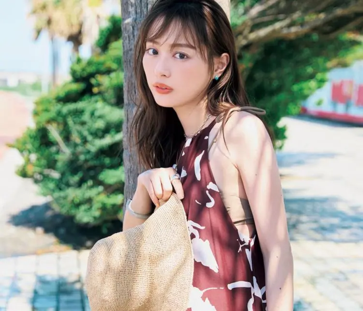 【GU】バリエ豊富なグレーパンツ 7アイテム14コーデ｜＠BAILA