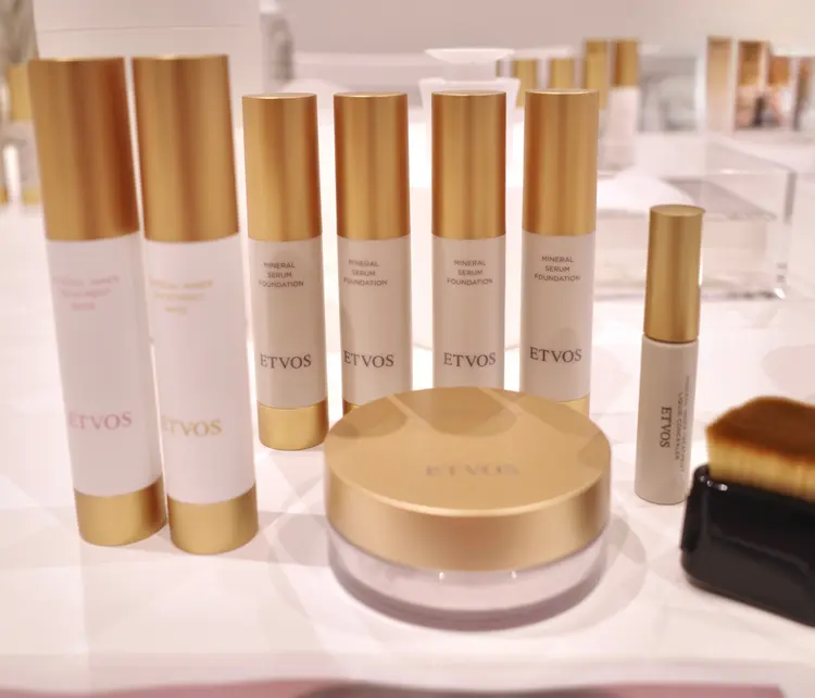 【速報！】11/5発売ETVOSホリデーコフレ2025 完全レビュー｜＠BAILA