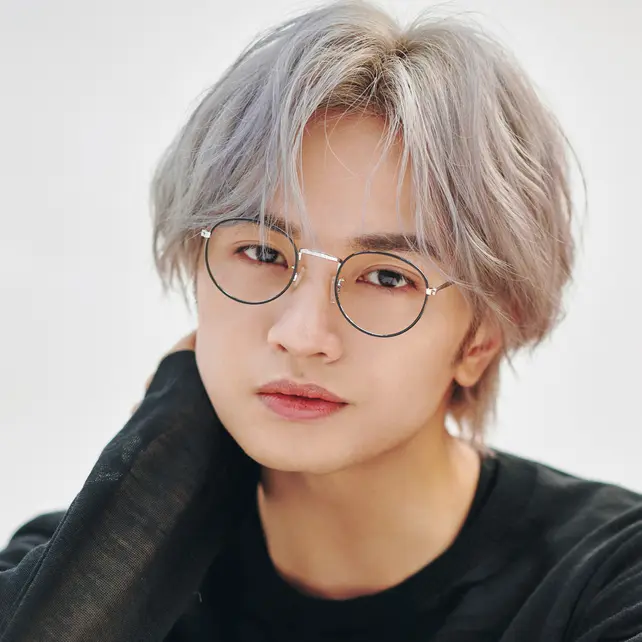 【BAILA11月号】 #中村嶺亜 さん ＃KEYTOLIT が登場！「恋人にしたいJr」に選ばれ続ける理由に急接近♡【先行カット】｜＠BAILA