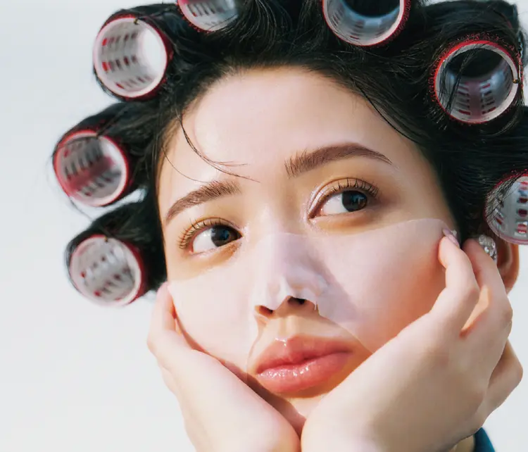 #佐藤栞里 さんインタビュー｜35歳を迎える夏。仕事や日々の暮らしに、年齢とともに訪れる変化を語る｜＠BAILA