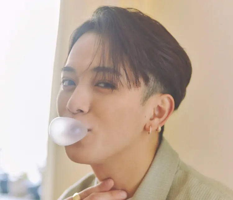 【9月28日発売・先行カット付き】 #SnowMan #深澤辰哉 さんのBAILA初表紙は濡れ髪大人モード♡ ギャップにときめく誌上デートも！｜＠BAILA