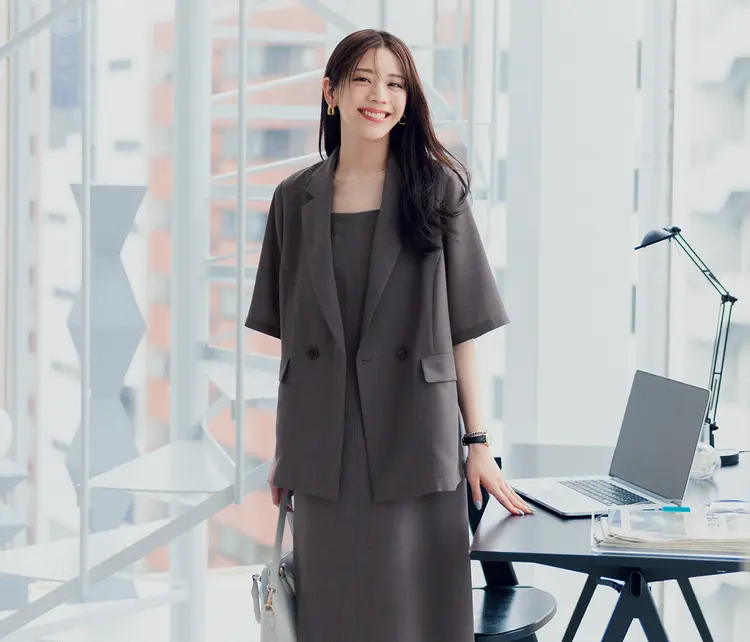 【GU（ジーユー）】2025年春夏コレクション展示会レポ！手頃に＆手軽に最新トレンド「プレッピー」「レトロ」「テック」を取り入れられるアイテム満載！｜＠BAILA