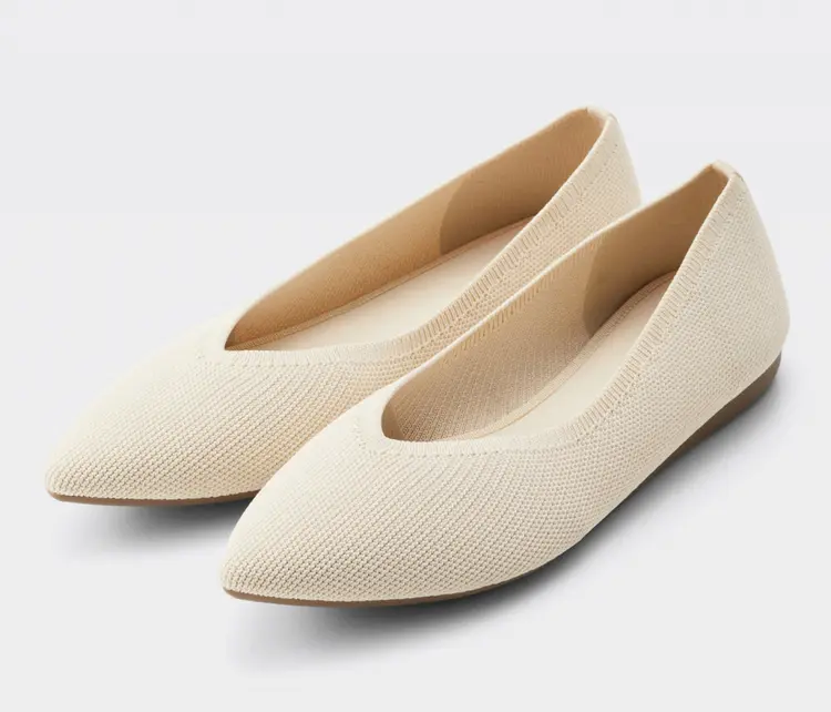 【写真】GUのタンクトップ着用コーデ｜＠BAILA