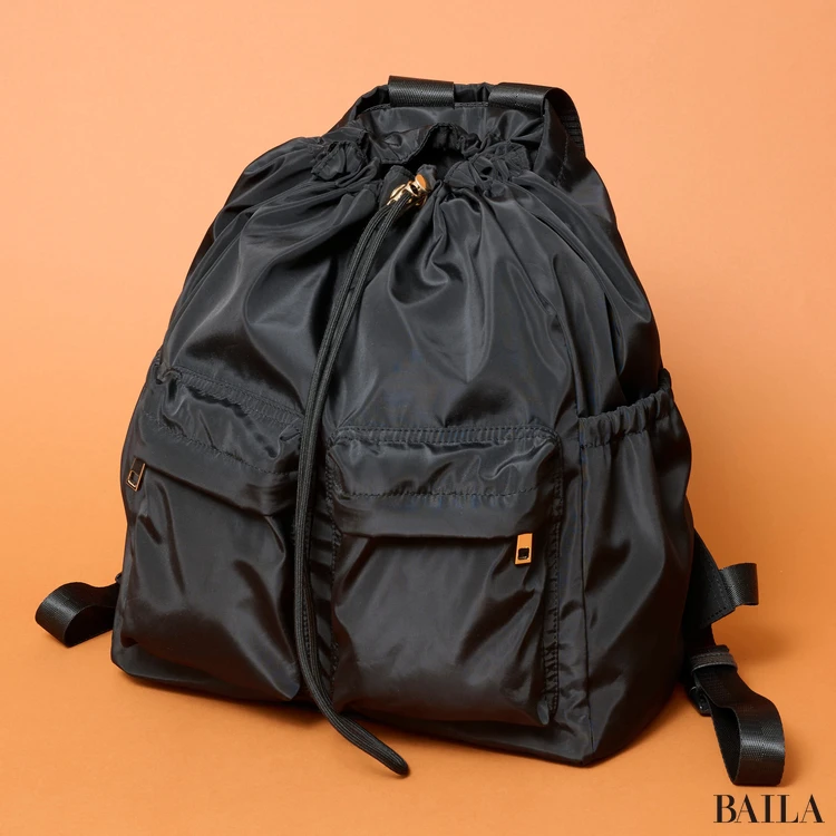 【優秀通勤バッグ】リュックにもトートにもなる「カランシエル」の2wayバッグに、A4&PCの通勤アイテム全部入れて徹底レビュー！｜＠BAILA