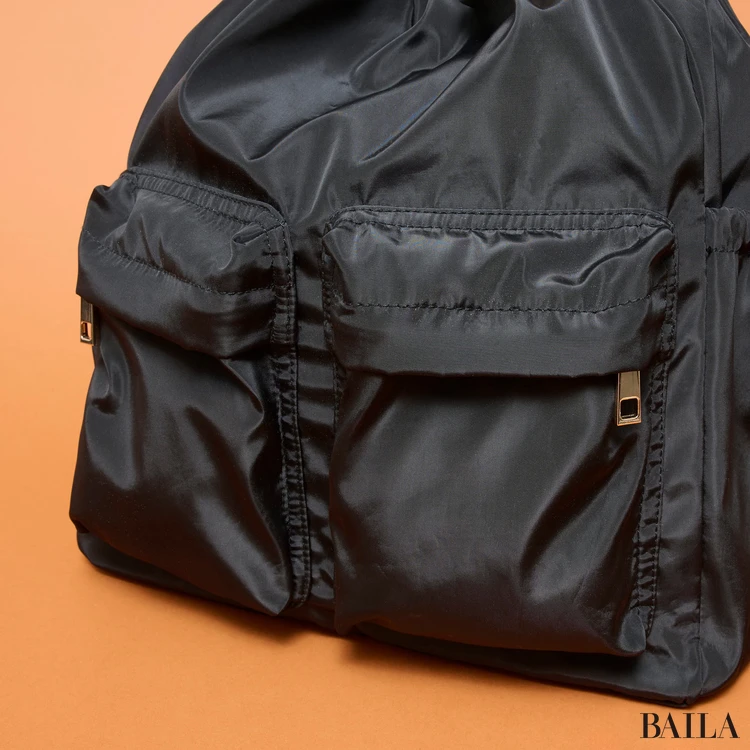 【優秀通勤バッグ】リュックにもトートにもなる「カランシエル」の2wayバッグに、A4&PCの通勤アイテム全部入れて徹底レビュー！｜＠BAILA